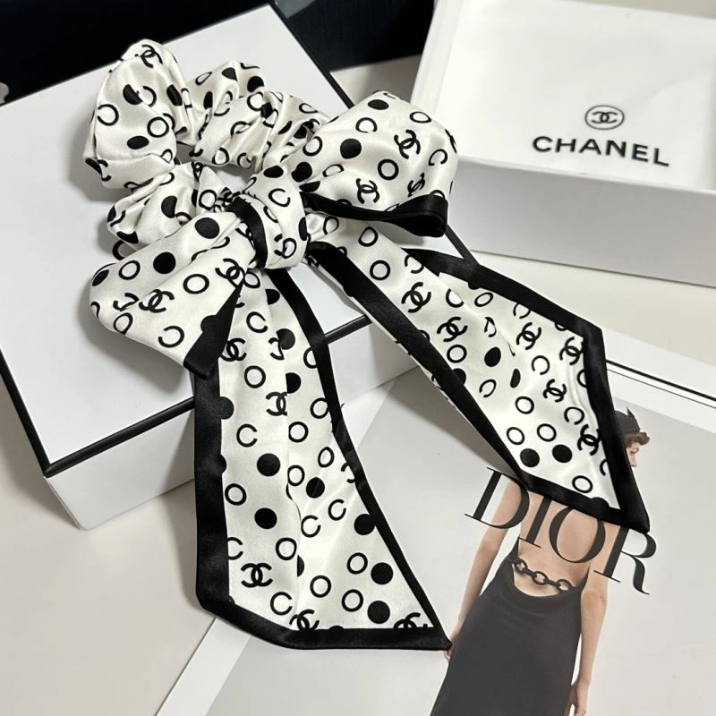 Low-cost Chanel Hair Hoop