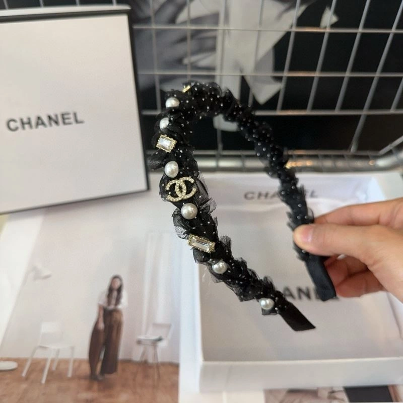 Low-cost Chanel Hair Hoop