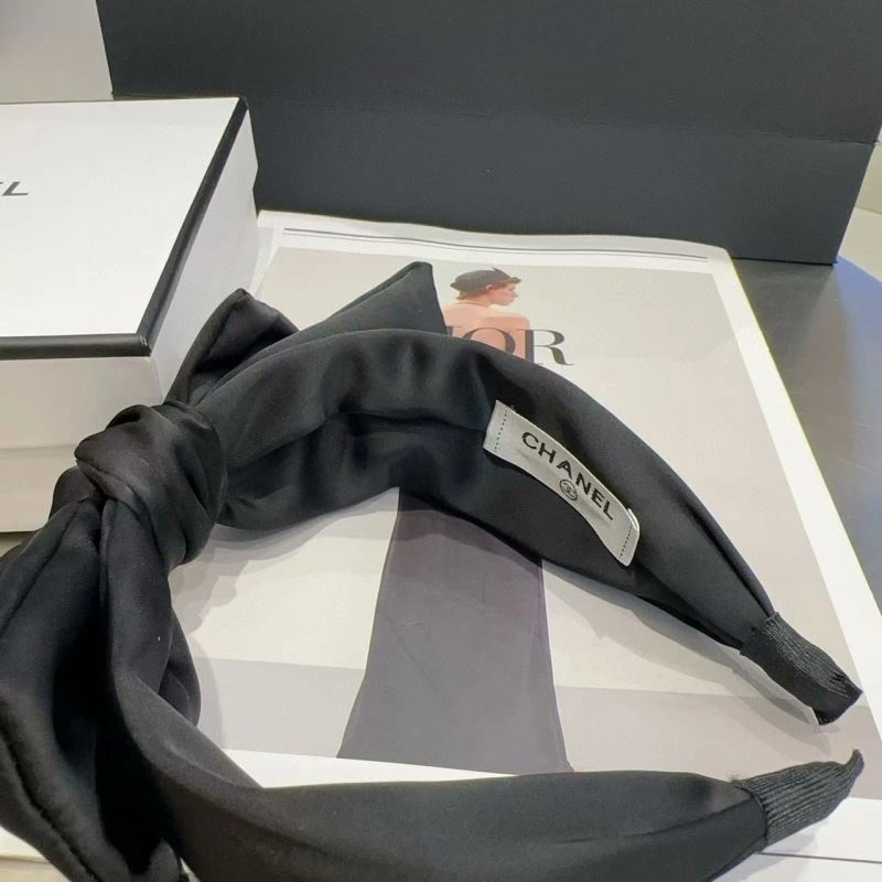 Accurate model Chanel Hair Hoop