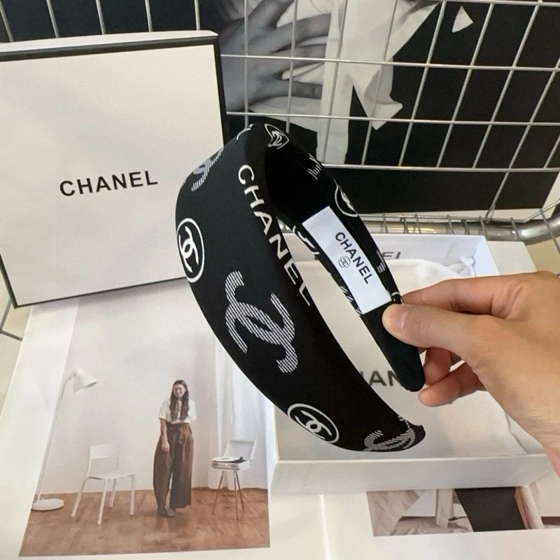 Value-priced Chanel Hair Hoop