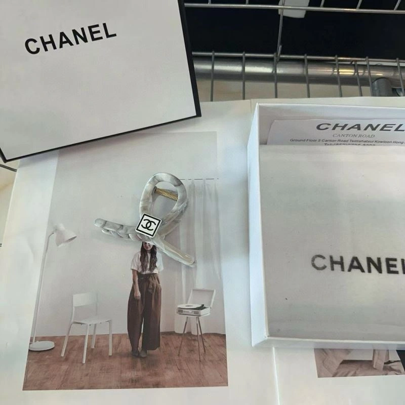 Economical Chanel Hair Hoop