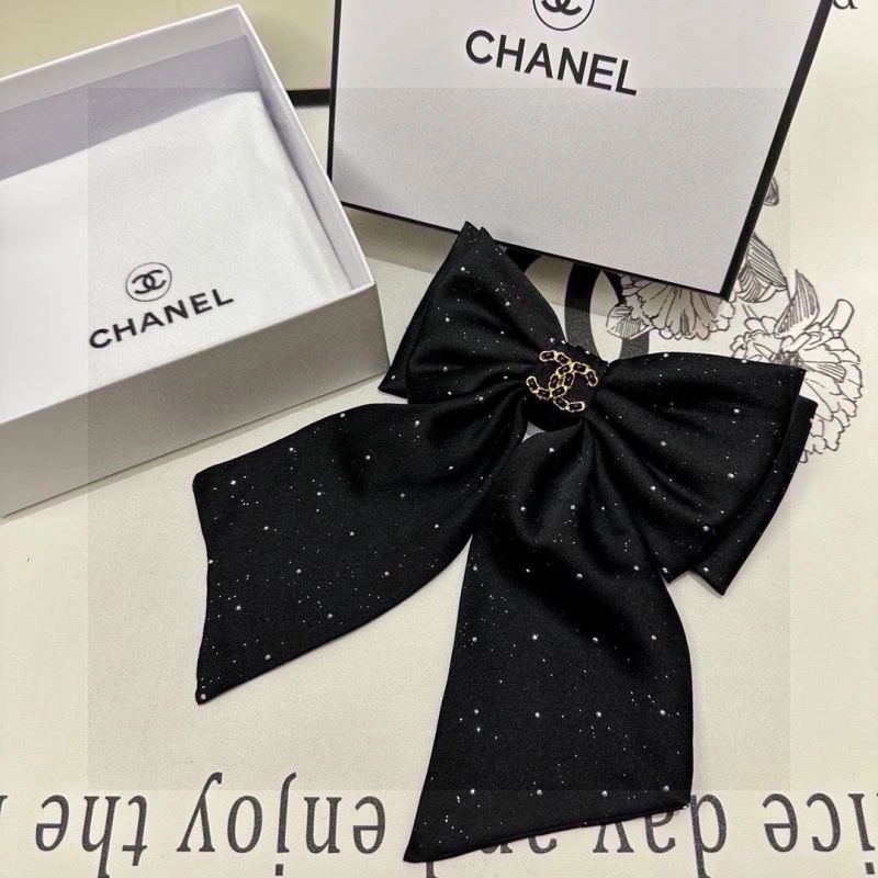 Top match Chanel Hair Hoop