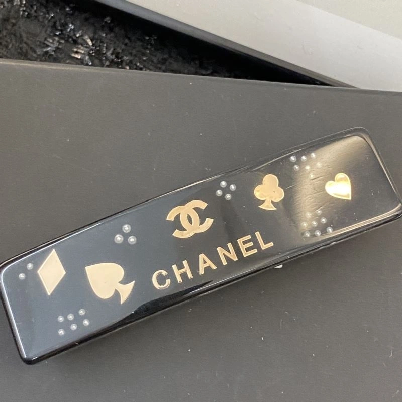 Discounted Chanel Hairpins
