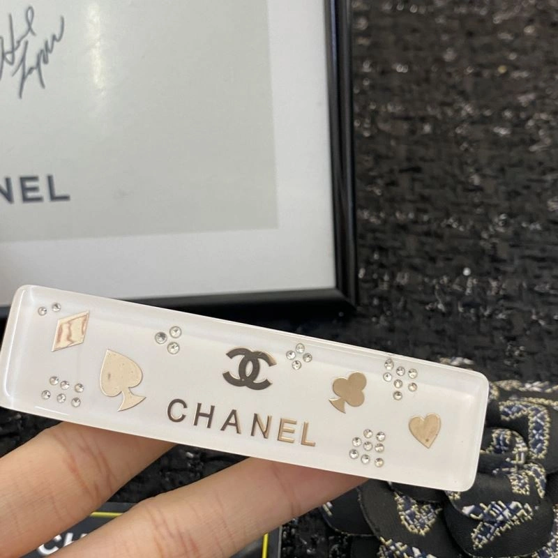 Discounted Chanel Hairpins