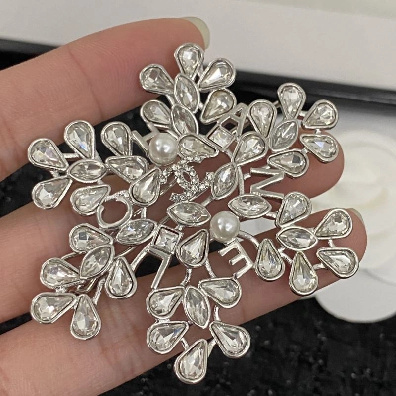 Brand-authenticated Chanel Hairpins