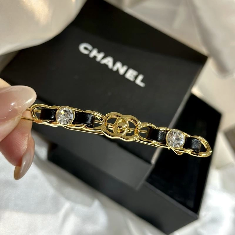 Cut-rate Chanel Hairpins