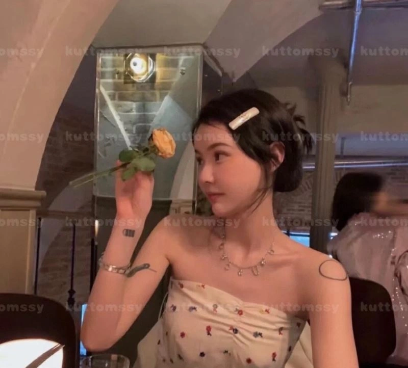 Mirror quality Chanel Hairpins