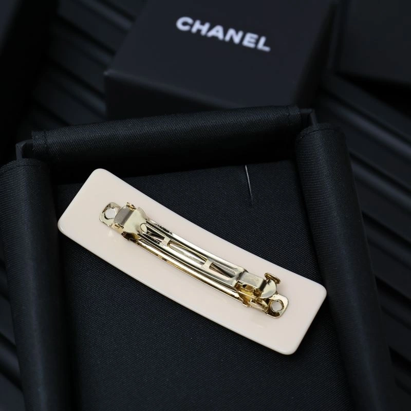 Discounted Chanel Hairpins