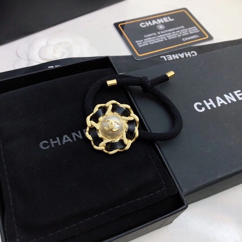 Top mirror Chanel Hairpins