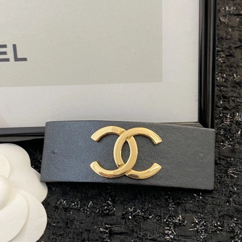 Discounted Chanel Hairpins
