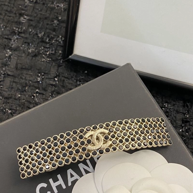 Cut-rate Chanel Hairpins