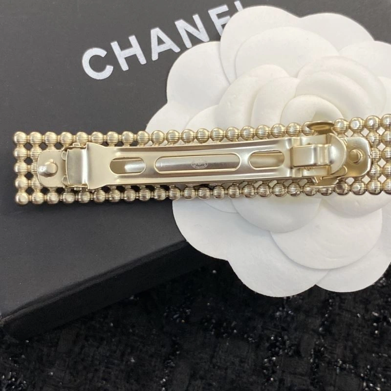 Cut-rate Chanel Hairpins