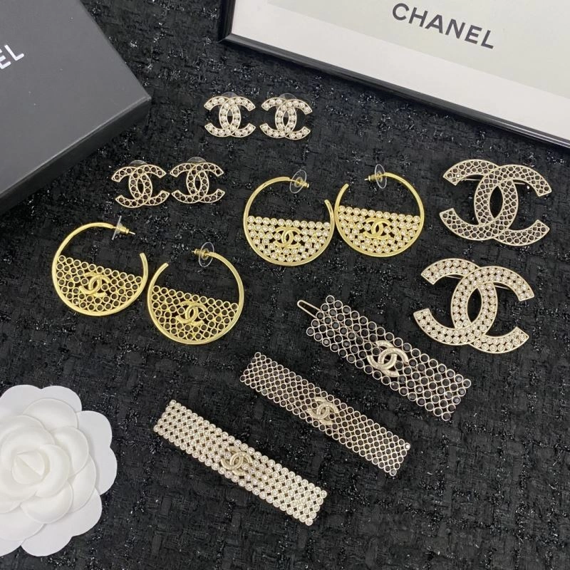 Cut-rate Chanel Hairpins