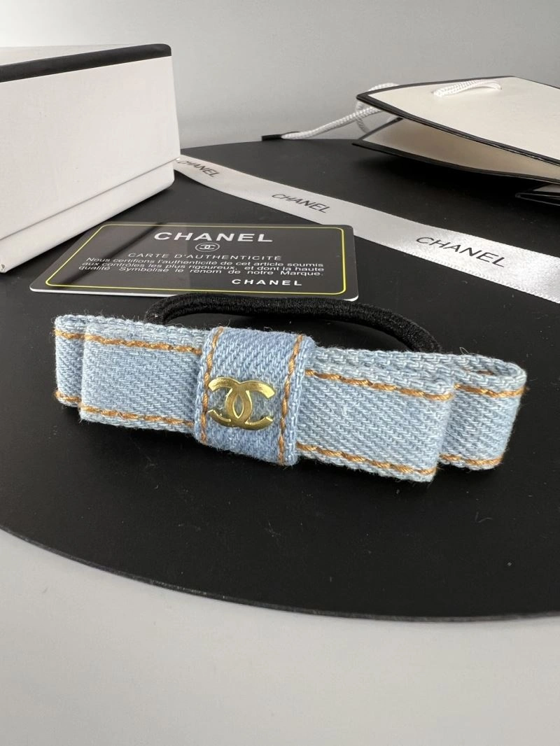 Top mirror Chanel Hairpins