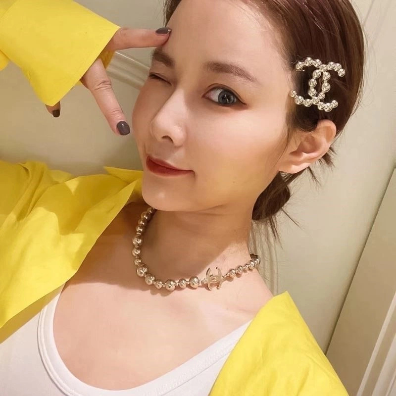 Discounted Chanel Hairpins