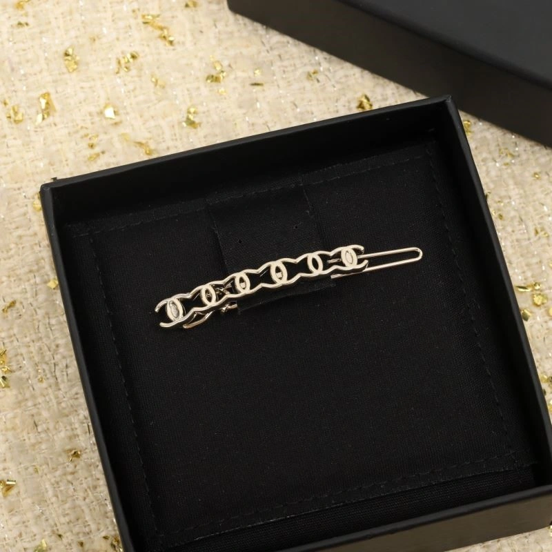 Low-cost Chanel Hairpins