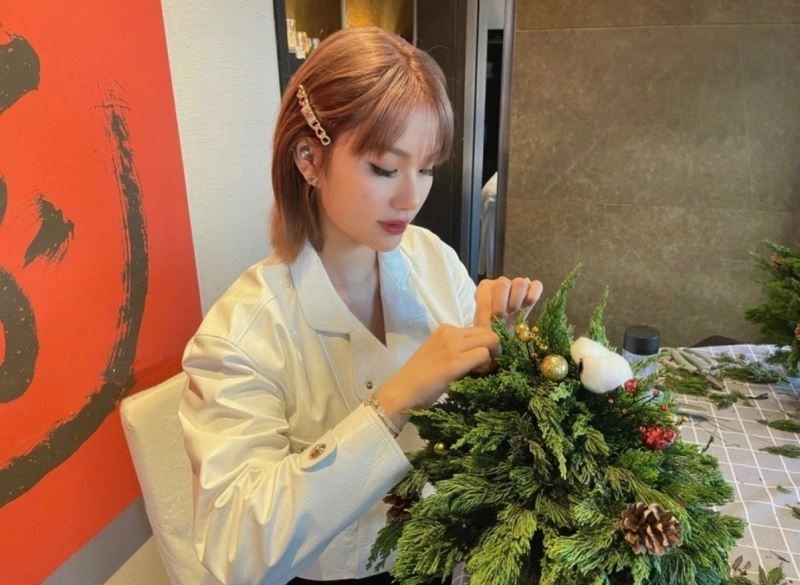 Genuine Chanel Hairpins