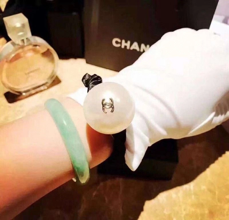 Official Chanel Hairpins