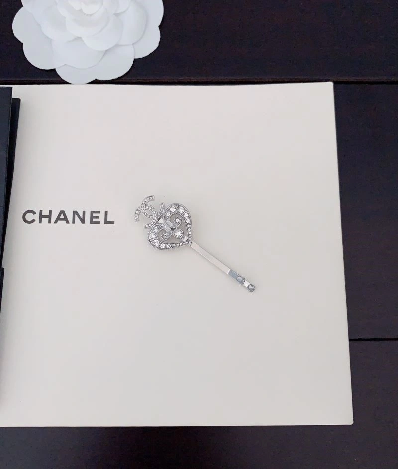 Top mirror Chanel Hairpins