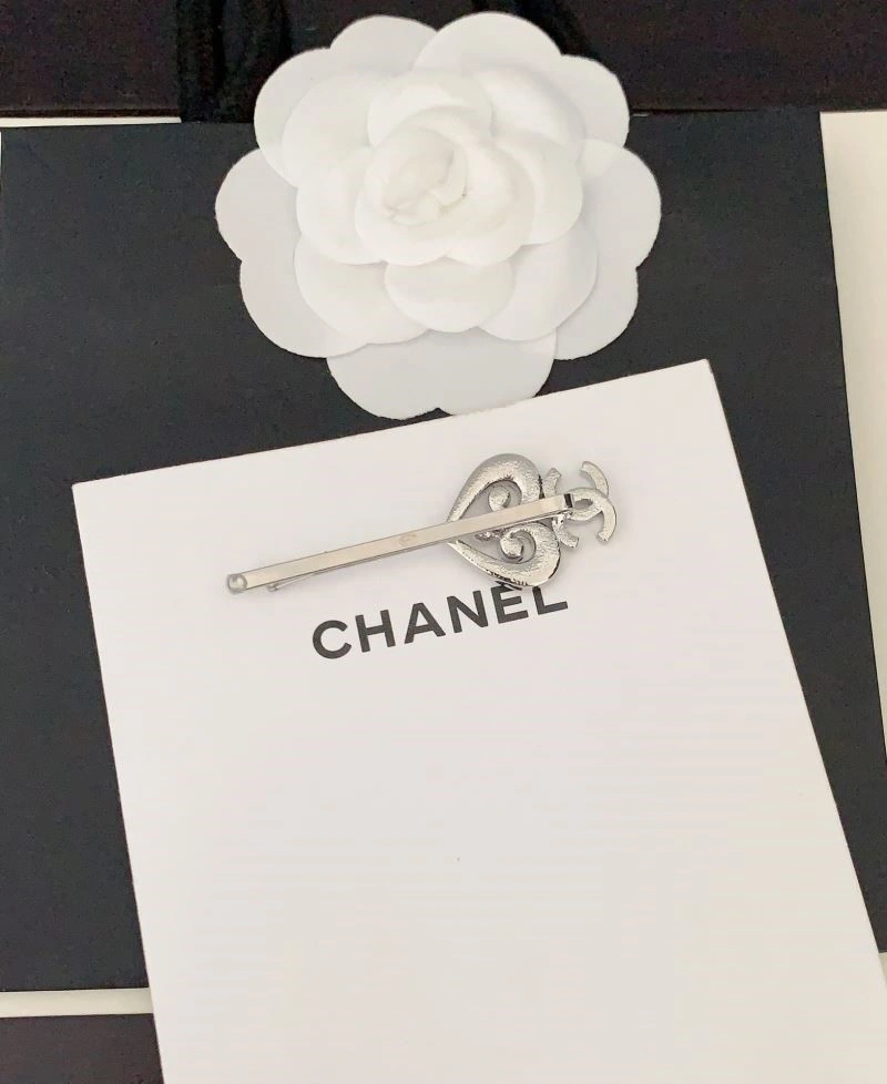 Top mirror Chanel Hairpins