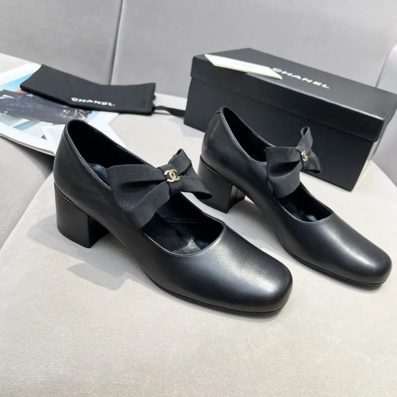 Top match Chanel Heeled Shoes