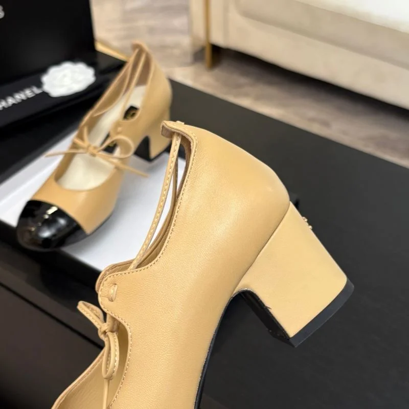 High accuracy Chanel Heeled Shoes