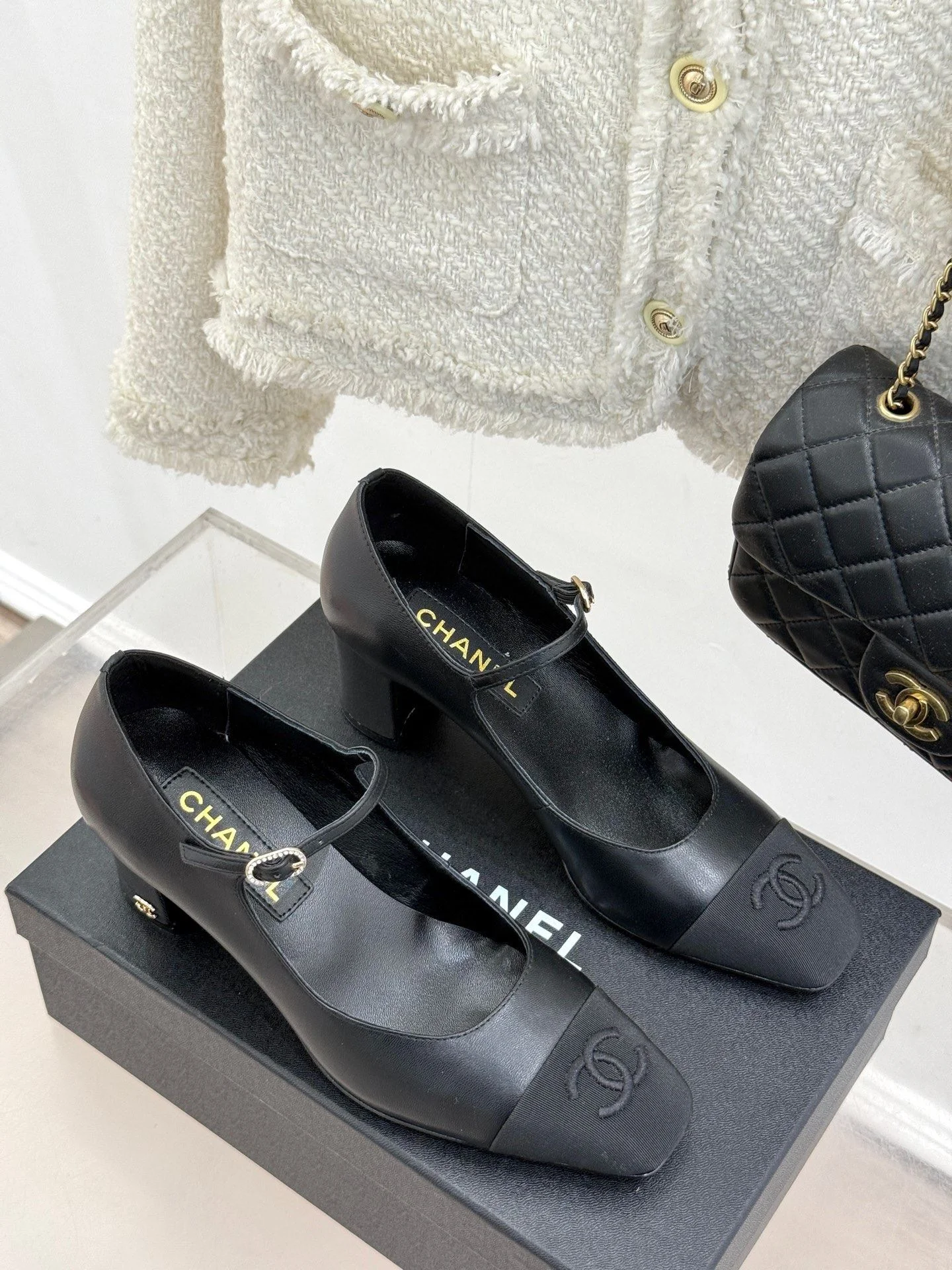 High fidelity Chanel Heeled Shoes