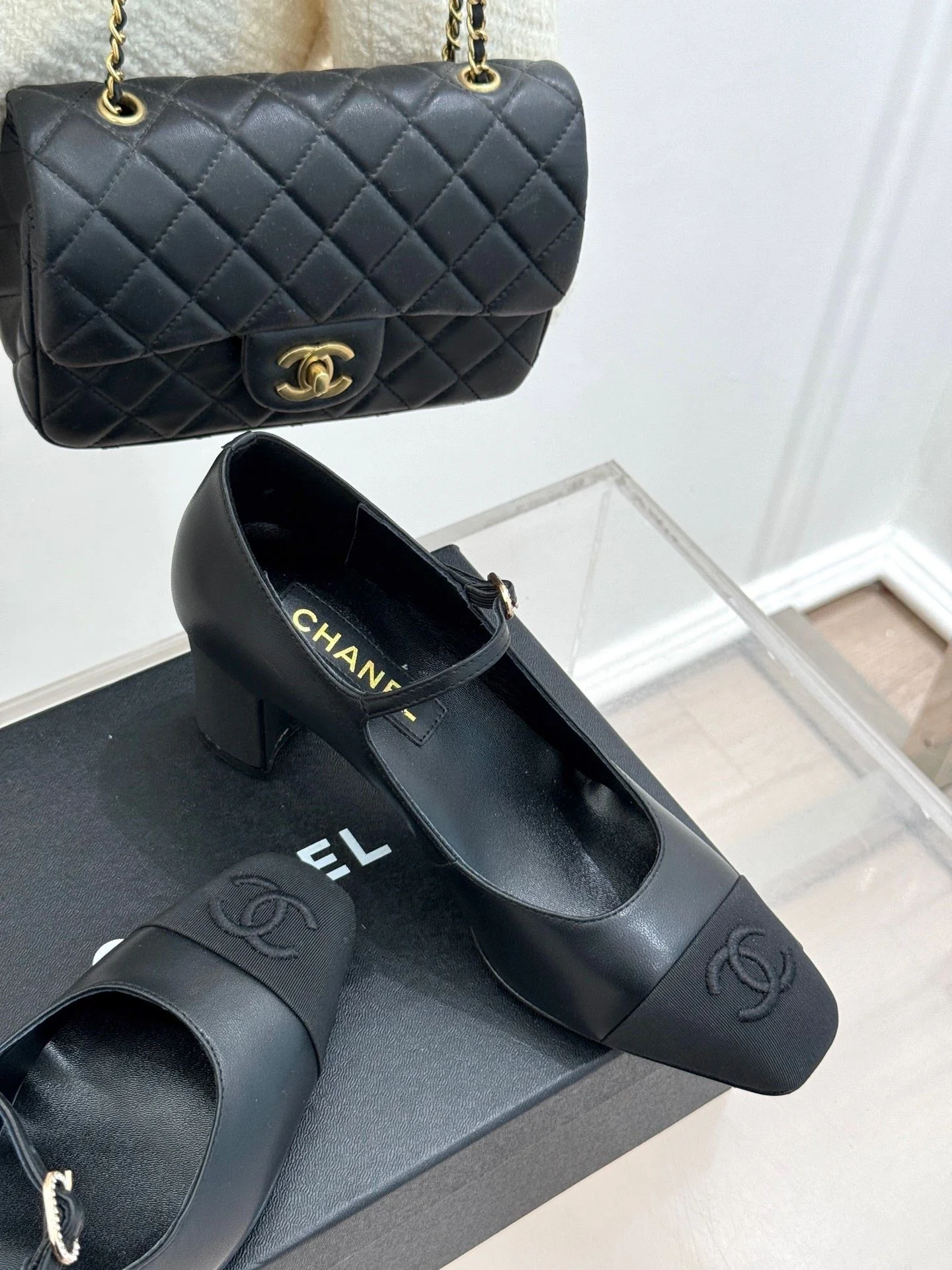 High fidelity Chanel Heeled Shoes