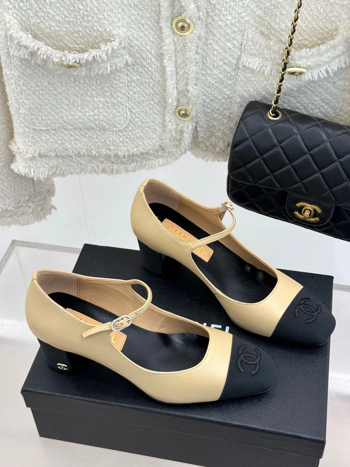 High accuracy Chanel Heeled Shoes