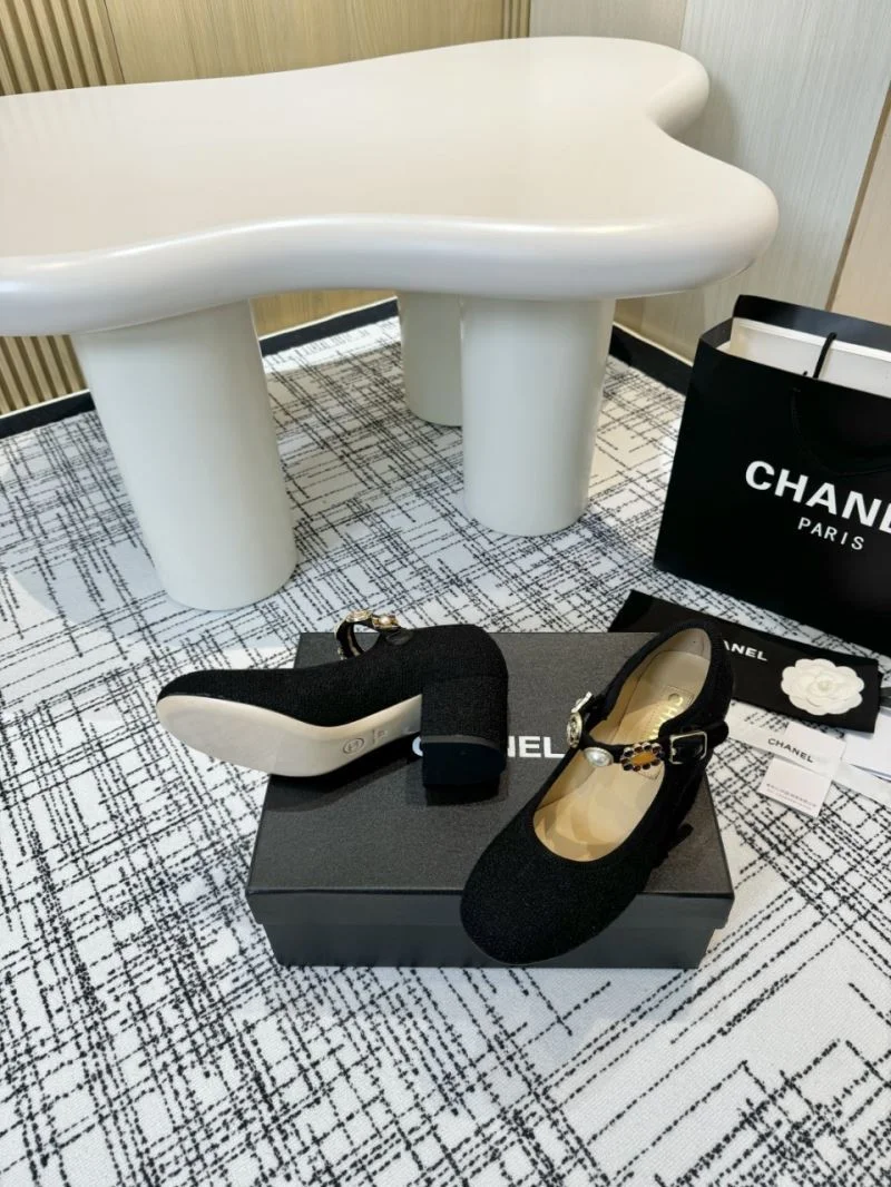 Reasonably priced Chanel Heeled Shoes