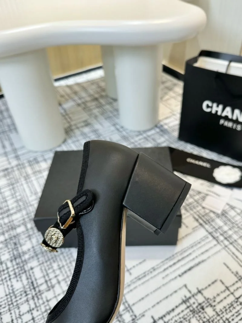 Discounted Chanel Heeled Shoes