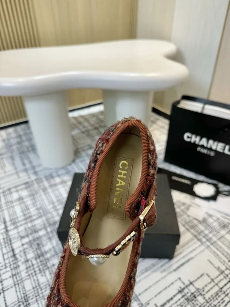 Inexpensive Chanel Heeled Shoes