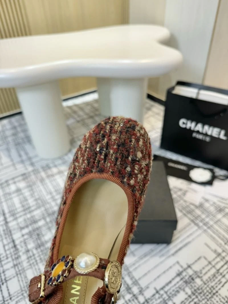 Inexpensive Chanel Heeled Shoes