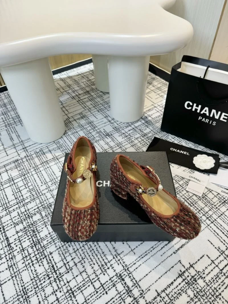 Inexpensive Chanel Heeled Shoes