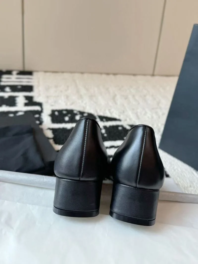 Top mirror Chanel Heeled Shoes