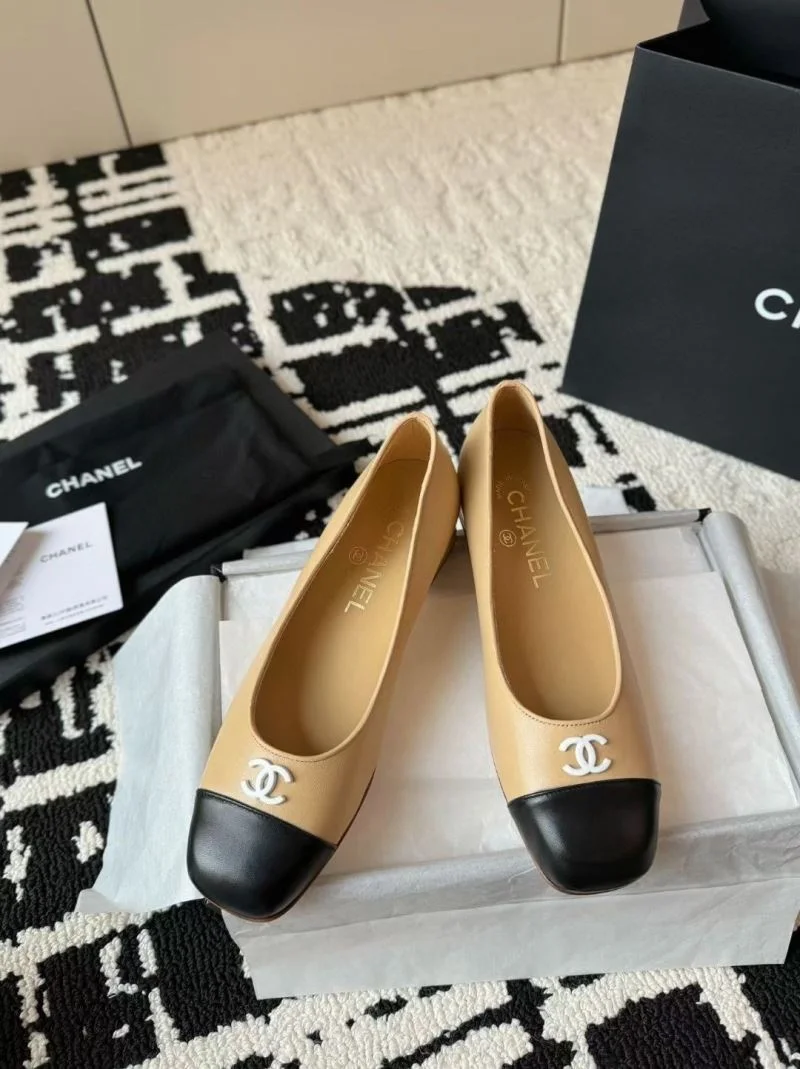 High accuracy Chanel Heeled Shoes
