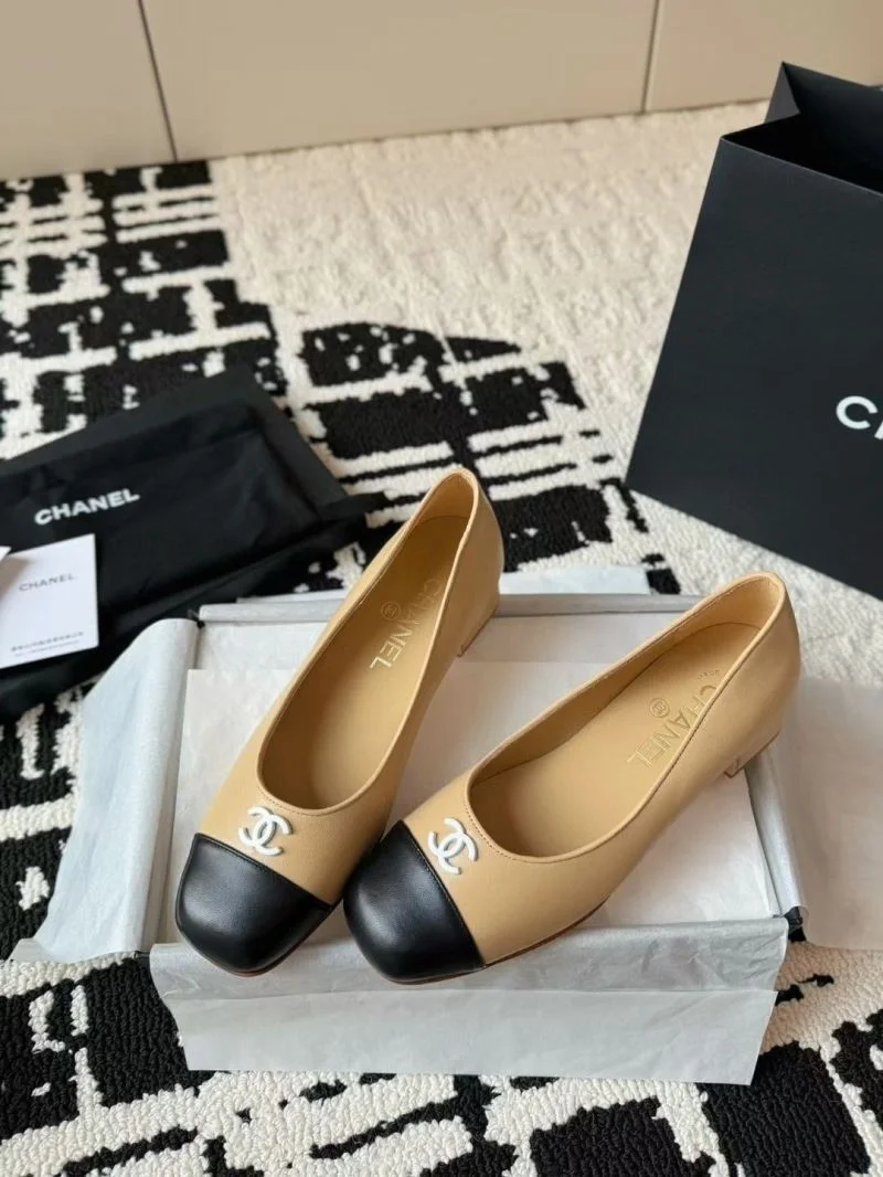 High accuracy Chanel Heeled Shoes