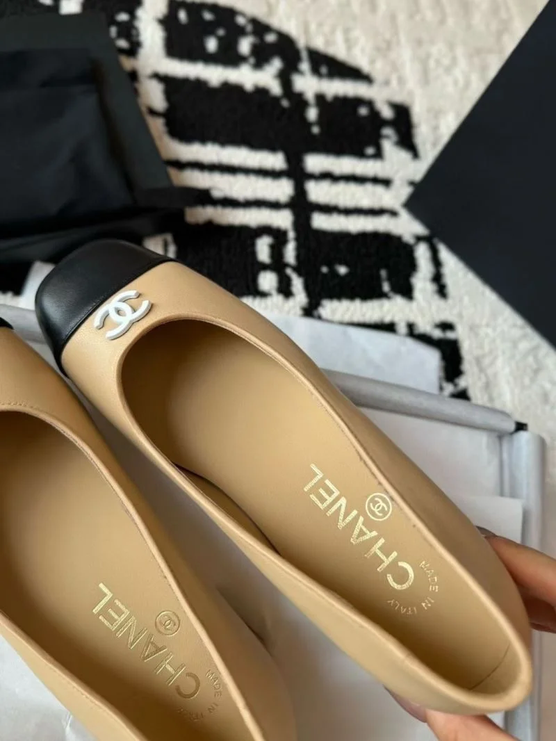 High accuracy Chanel Heeled Shoes