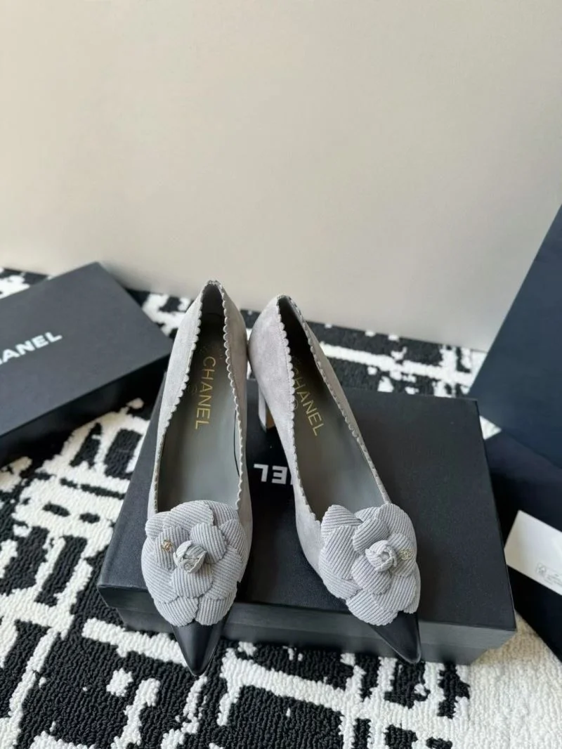 Top mirror Chanel Heeled Shoes