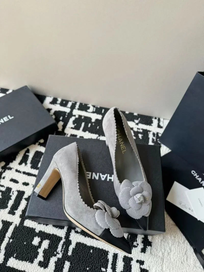 Top mirror Chanel Heeled Shoes