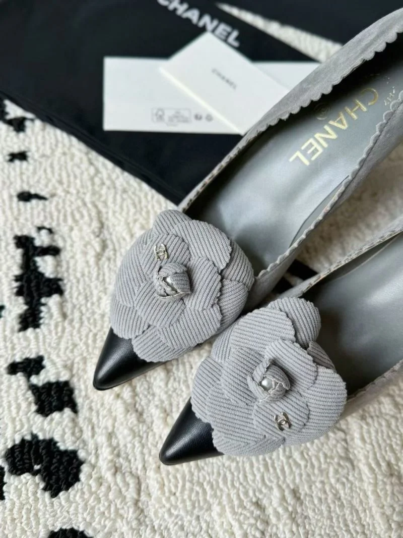 Top mirror Chanel Heeled Shoes