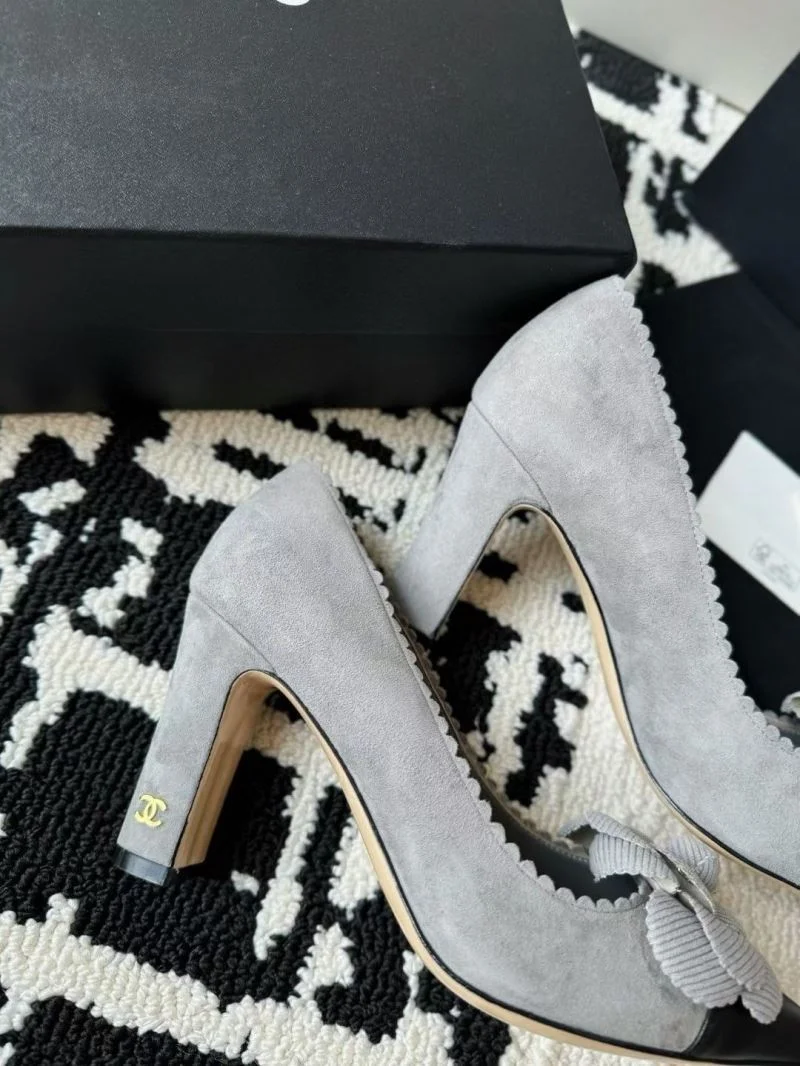 Top mirror Chanel Heeled Shoes