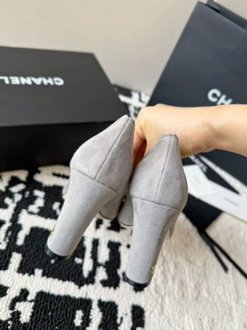 Top mirror Chanel Heeled Shoes