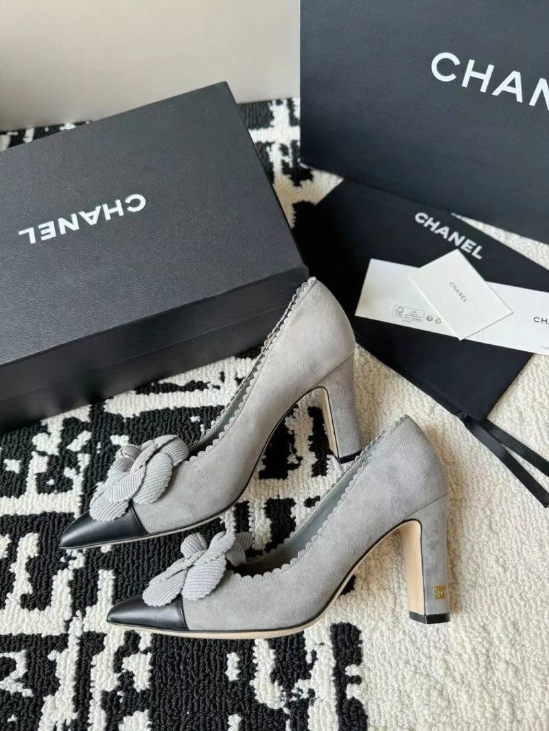 Top mirror Chanel Heeled Shoes