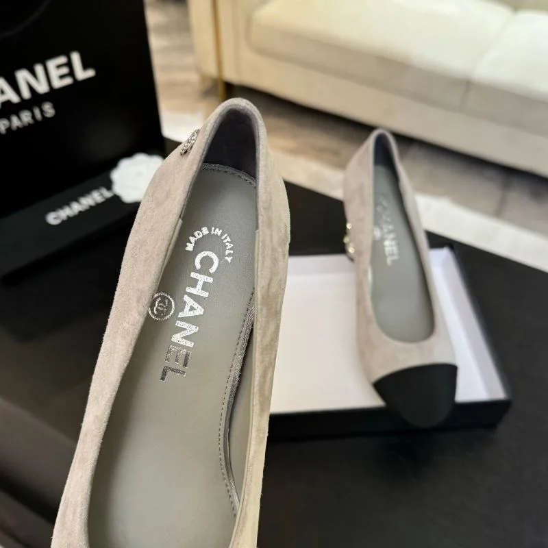 Brand-original Chanel Heeled Shoes