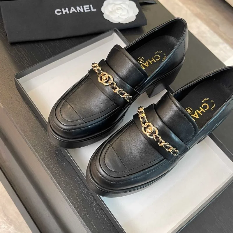 Discounted Chanel Heeled Shoes