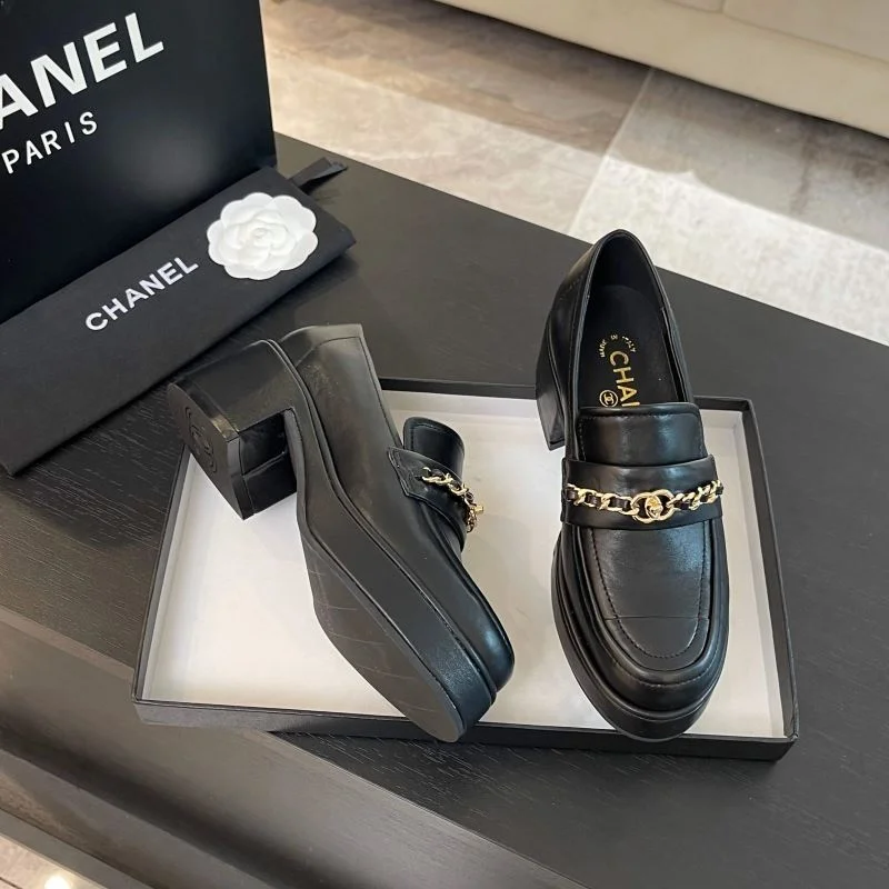 Discounted Chanel Heeled Shoes