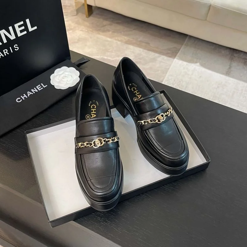 Discounted Chanel Heeled Shoes