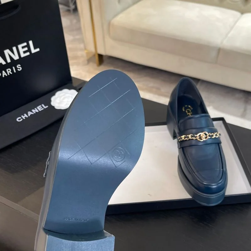 Bargain Chanel Heeled Shoes