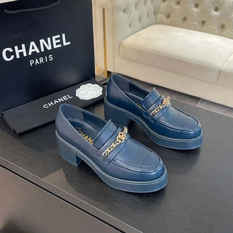 Bargain Chanel Heeled Shoes